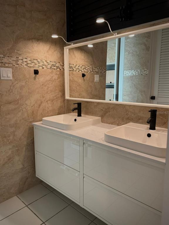 702, Pisos De Miramar, San Juan - Apartamento en Alquiler | Findit